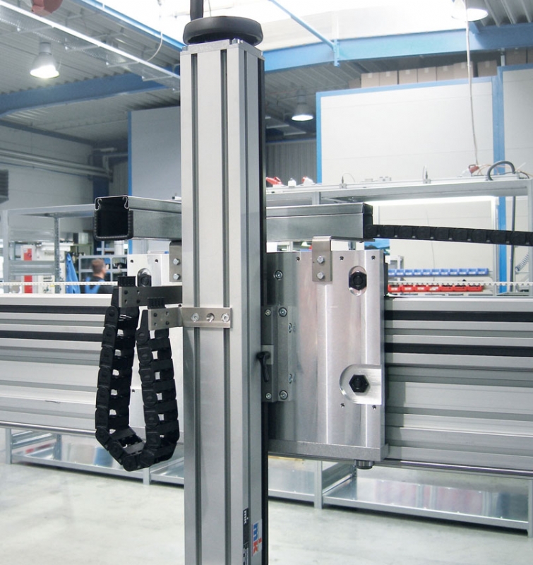 T-Slot Aluminum Extrusions | Extruded Aluminum Framing | mk